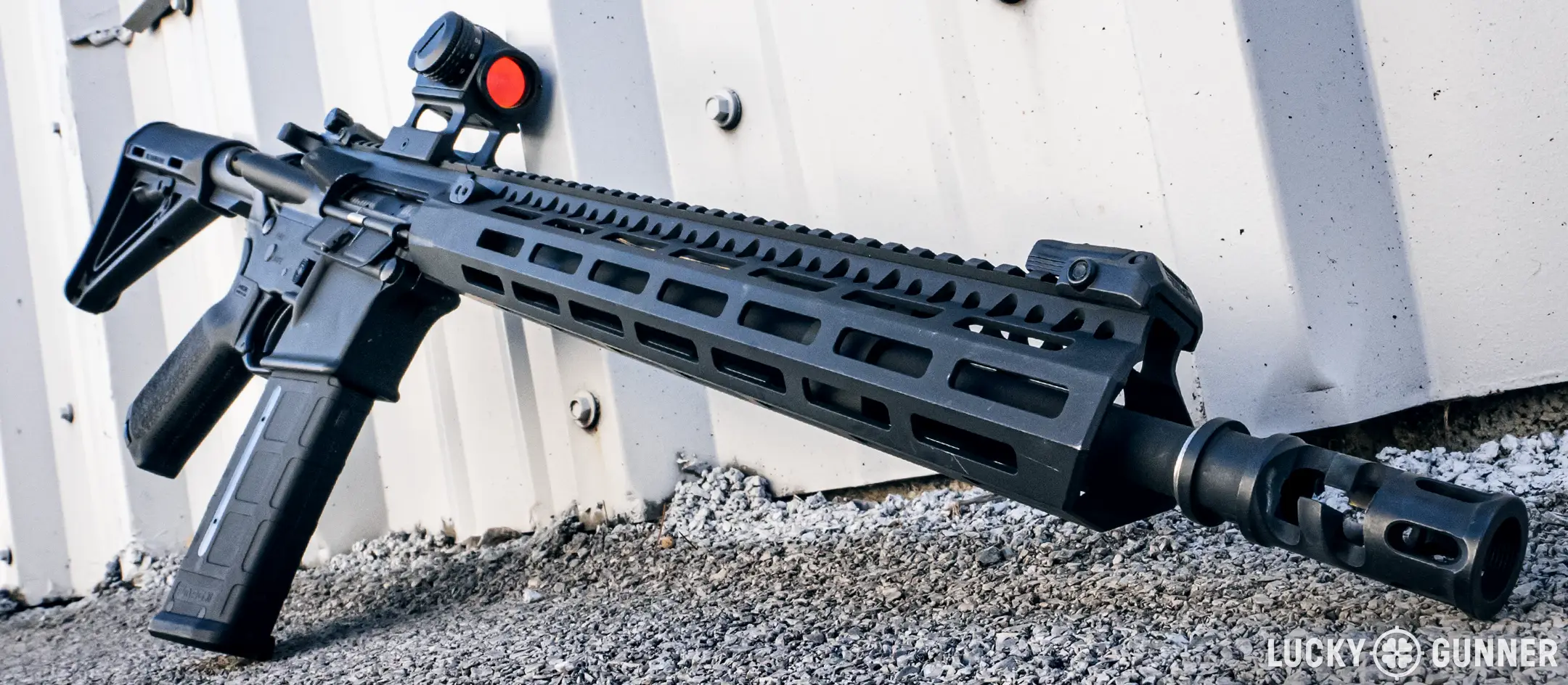 How To Use An AR-15 - Lucky Gunner Lounge